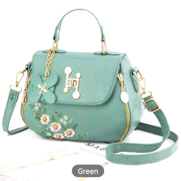 Bags | Novelty Bag With Bag Charm | Poshmark